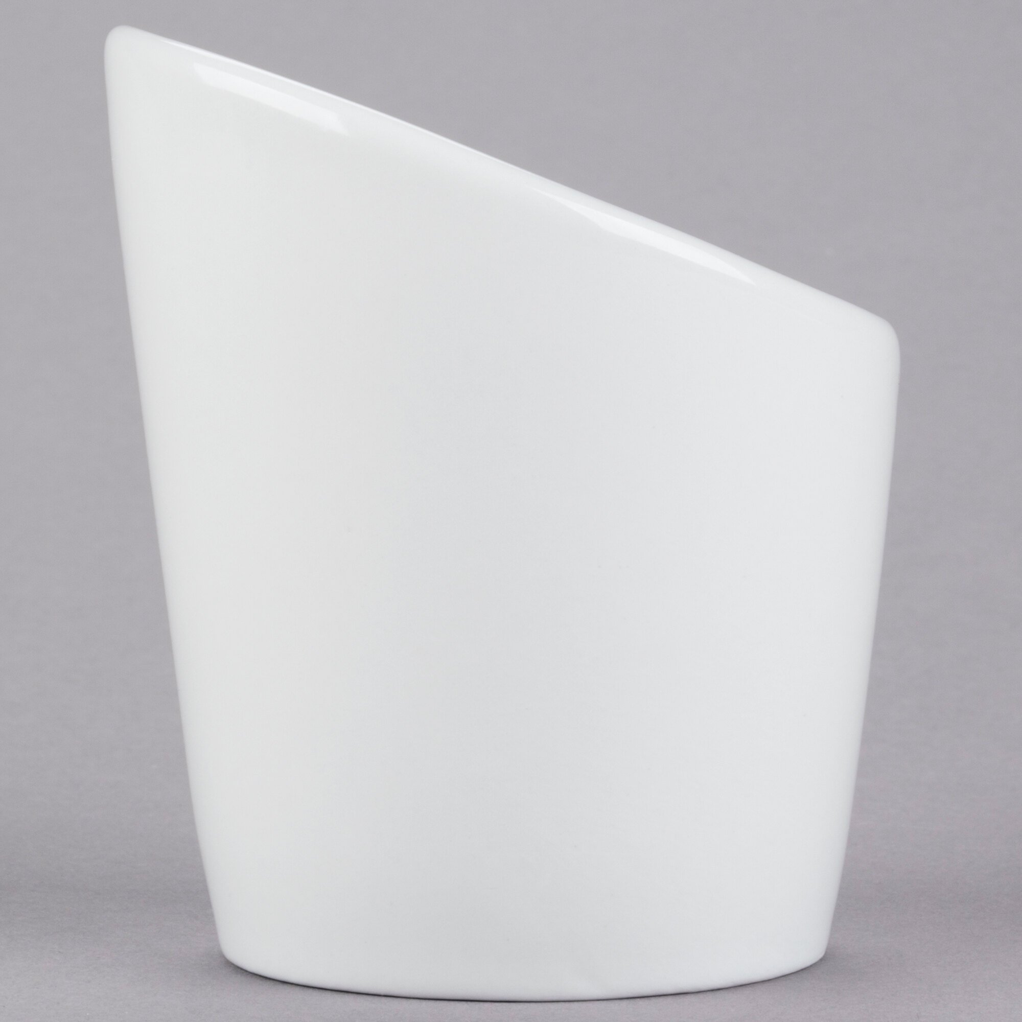 Tuxton GLP-651 TuxTrendz Linx 6 oz. Bright White Tall Slanted China ...