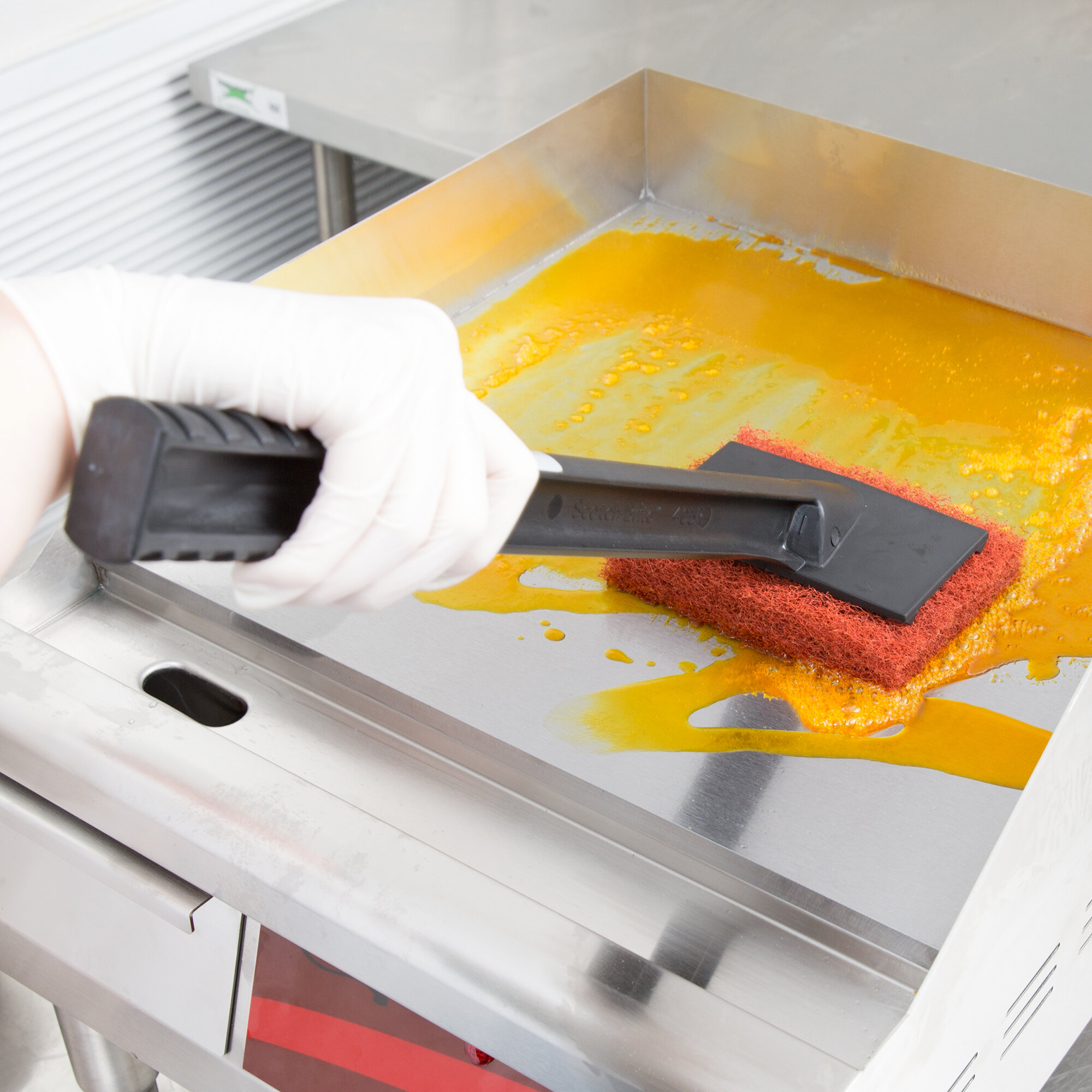 3M 746 Scotch-Brite™ 4" x 5 1/4" Quick Clean Heavy-Duty Griddle Pad ...