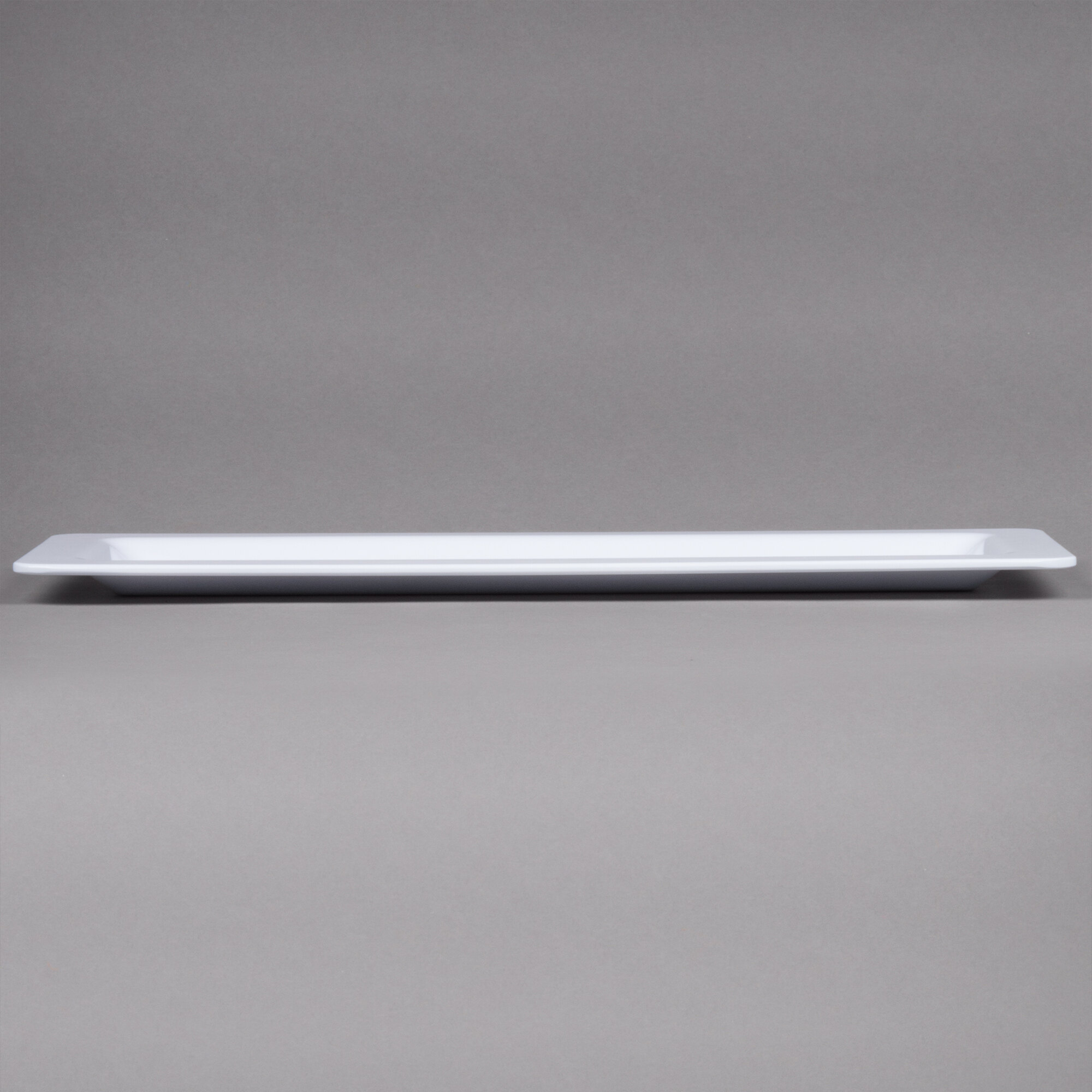 GET ML-226-W Milano 21 1/2" x 8 1/4" White Melamine Display Tray - 3/Case