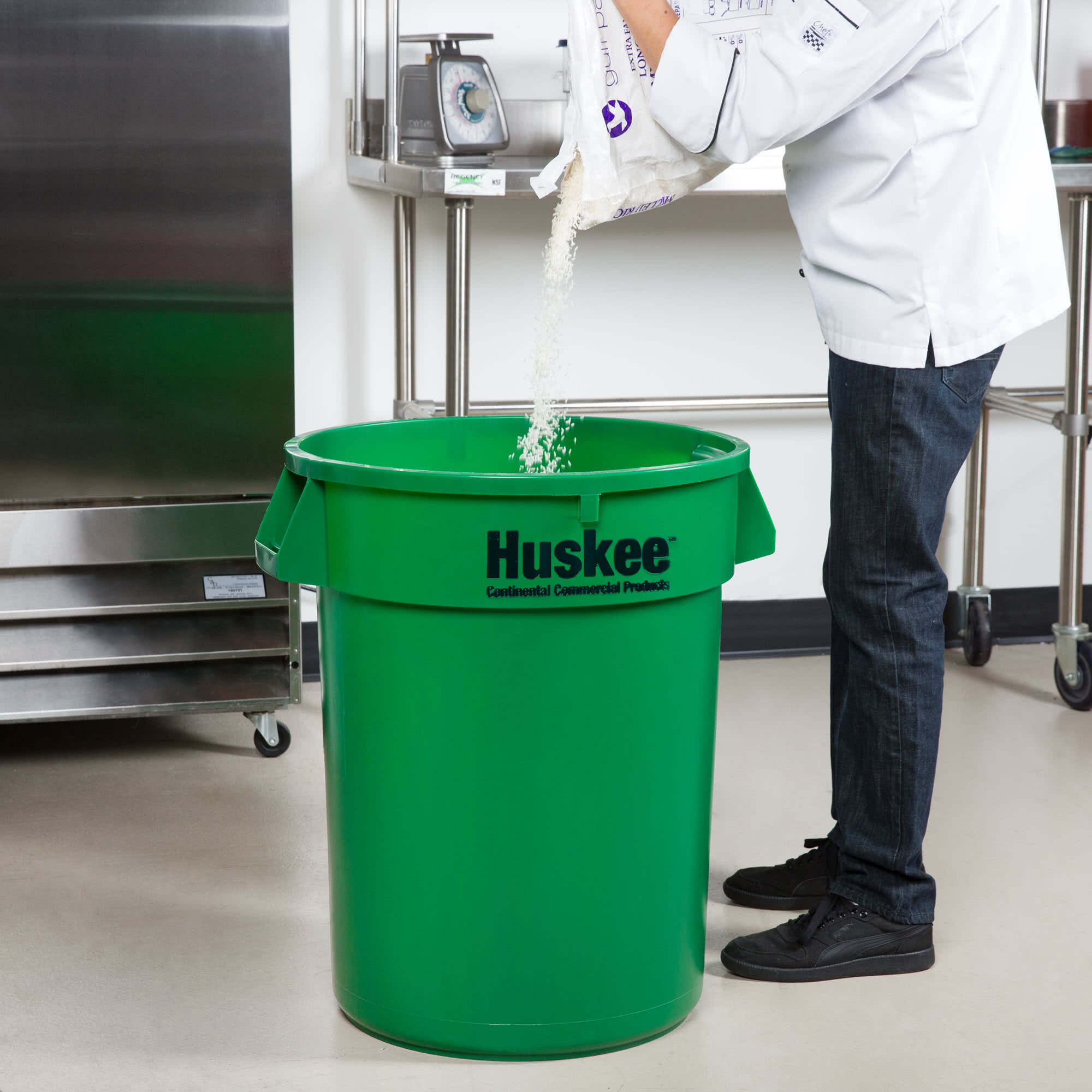 Continental 3200GN Huskee 32 Gallon Green Round Trash Can