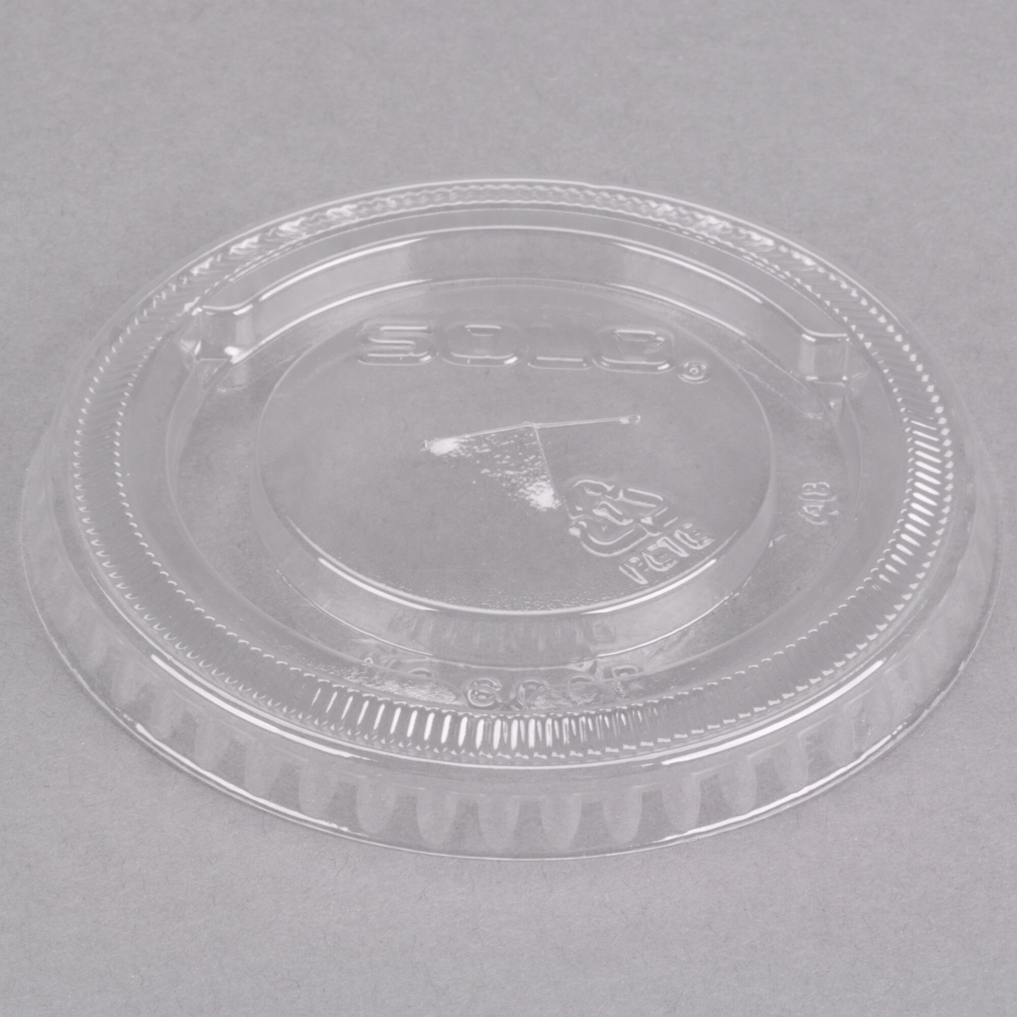 Solo 600TS 9-10 oz. Clear Flat PET Plastic Lid with Straw Slot - 2500/Case