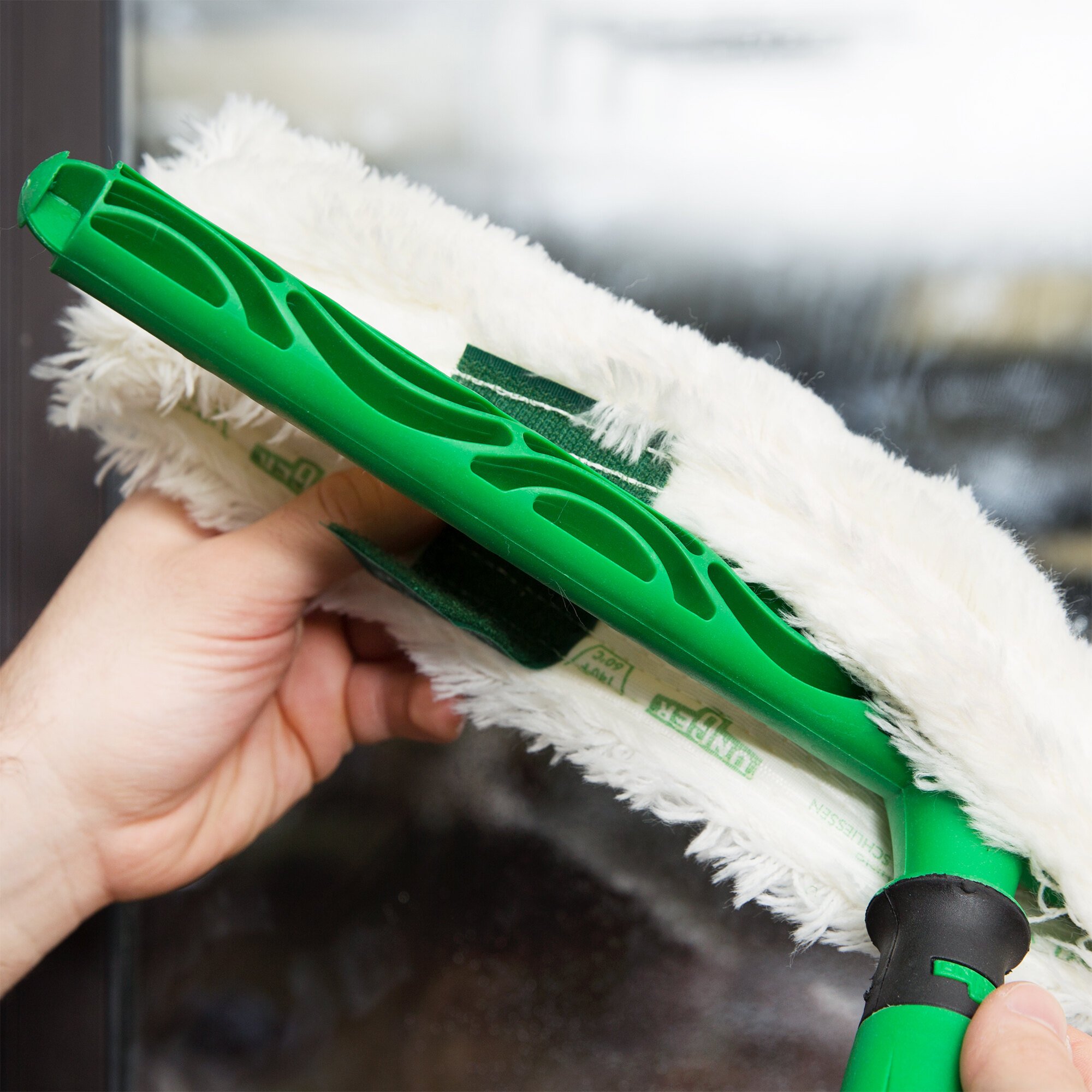 Unger EH450 ErgoTec 18" T-Bar Window Washer Handle