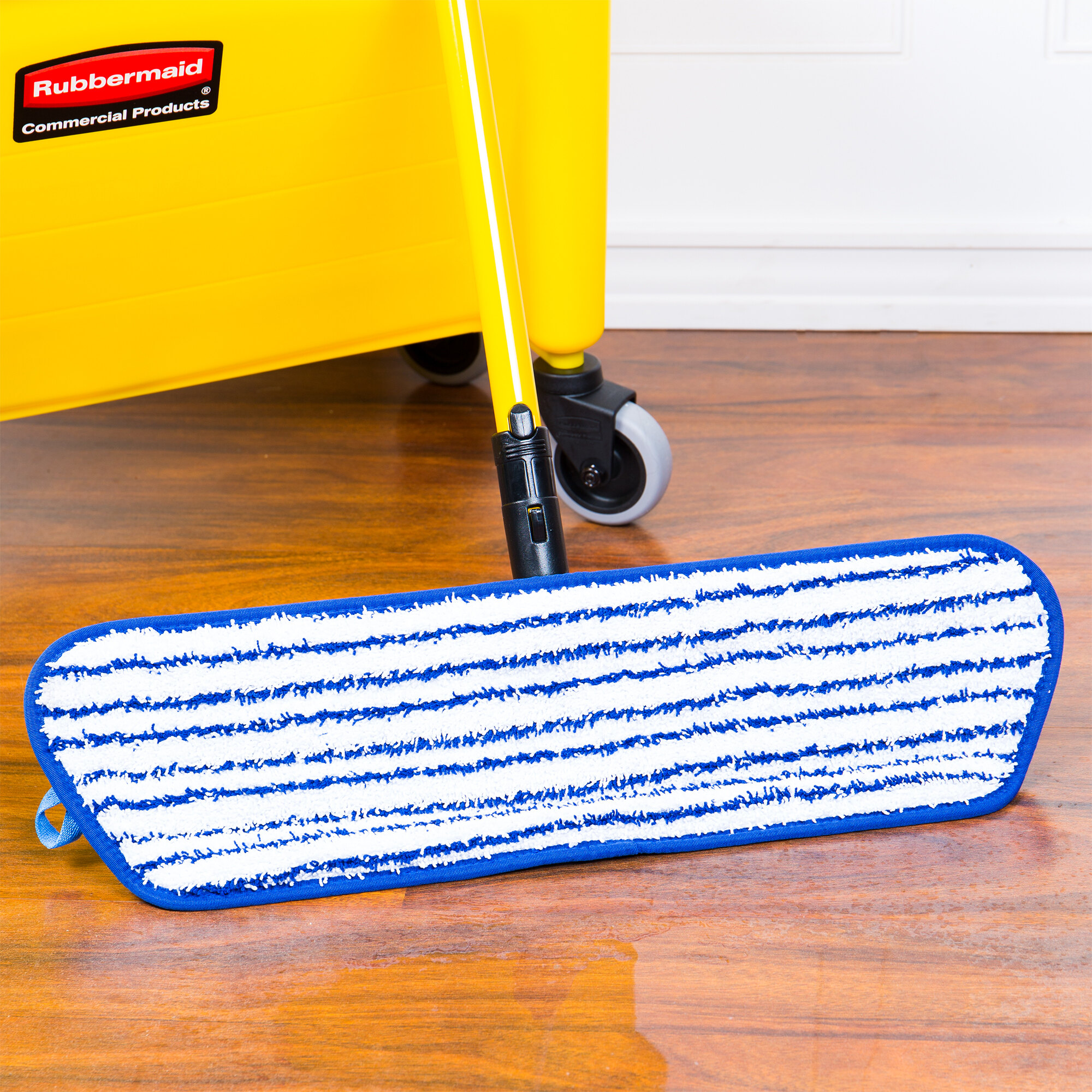 Rubbermaid FGQ80000WH00 18" Microfiber Finish Mop Pad