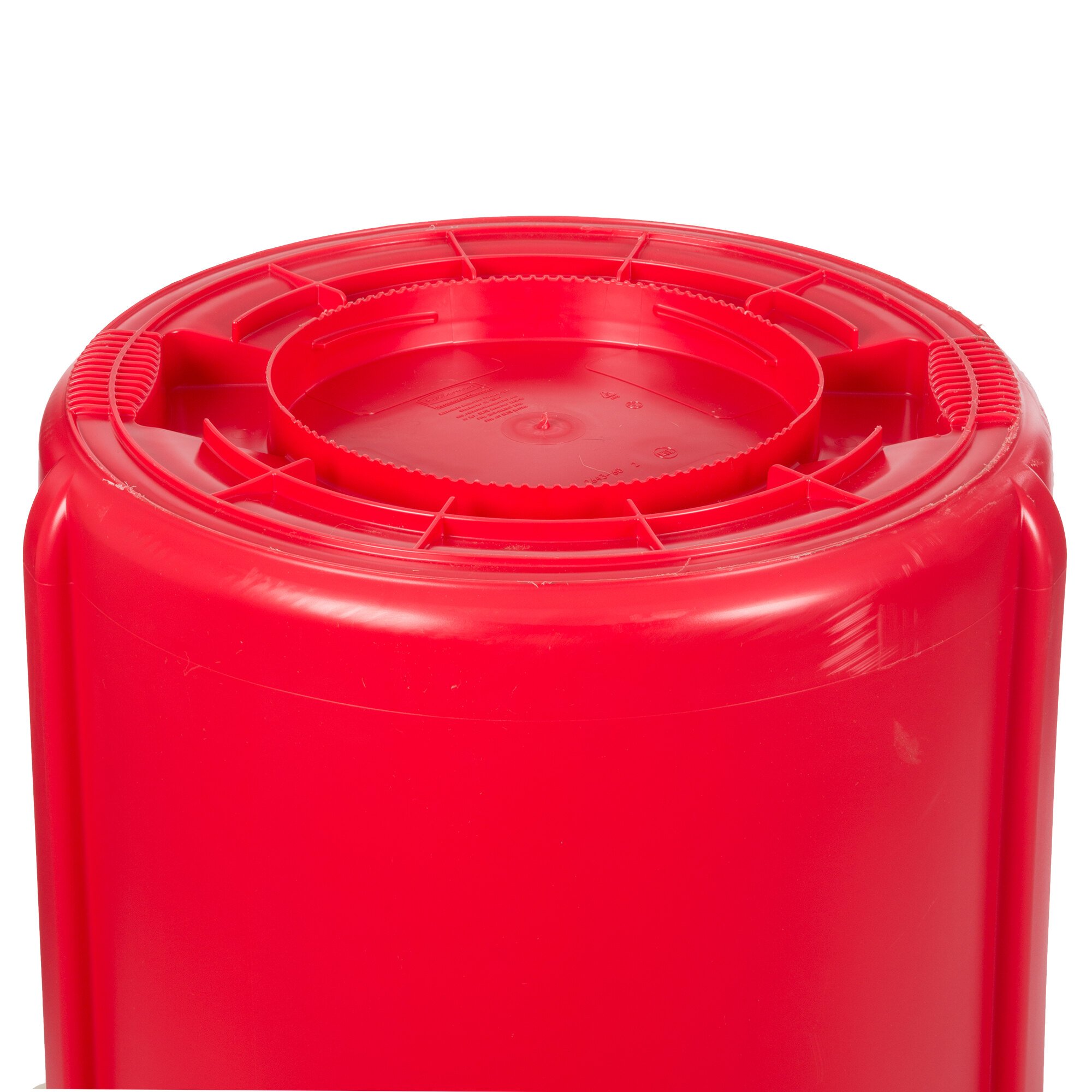 Rubbermaid BRUTE 44 Gallon Red Round Trash Can and Lid