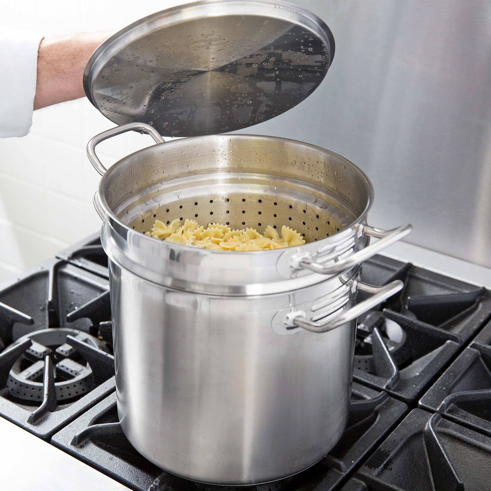 Vigor 20 Qt. Stainless Steel Aluminum-Clad Pasta Cooker Combination Vigor 20 Qt. Stainless Steel Aluminum-Clad Pasta Cooker Combination