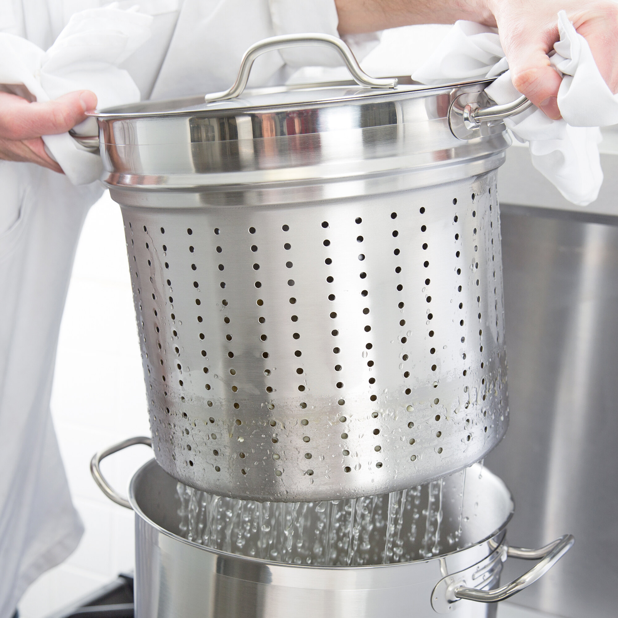 Vigor 20 Qt. Stainless Steel Aluminum-Clad Pasta Cooker Combination Vigor 20 Qt. Stainless Steel Aluminum-Clad Pasta Cooker Combination