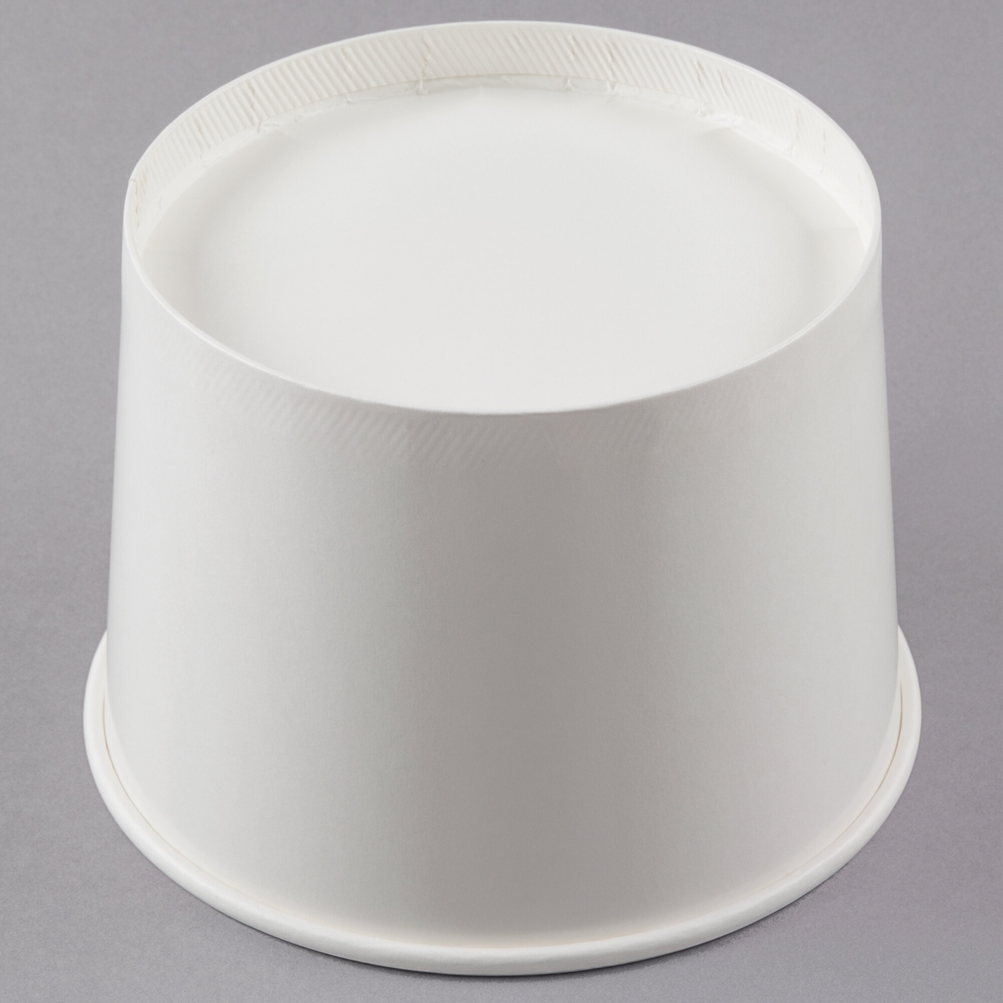 Choice 64 oz. White Double Poly-Coated Paper Food Cup - 25/Pack