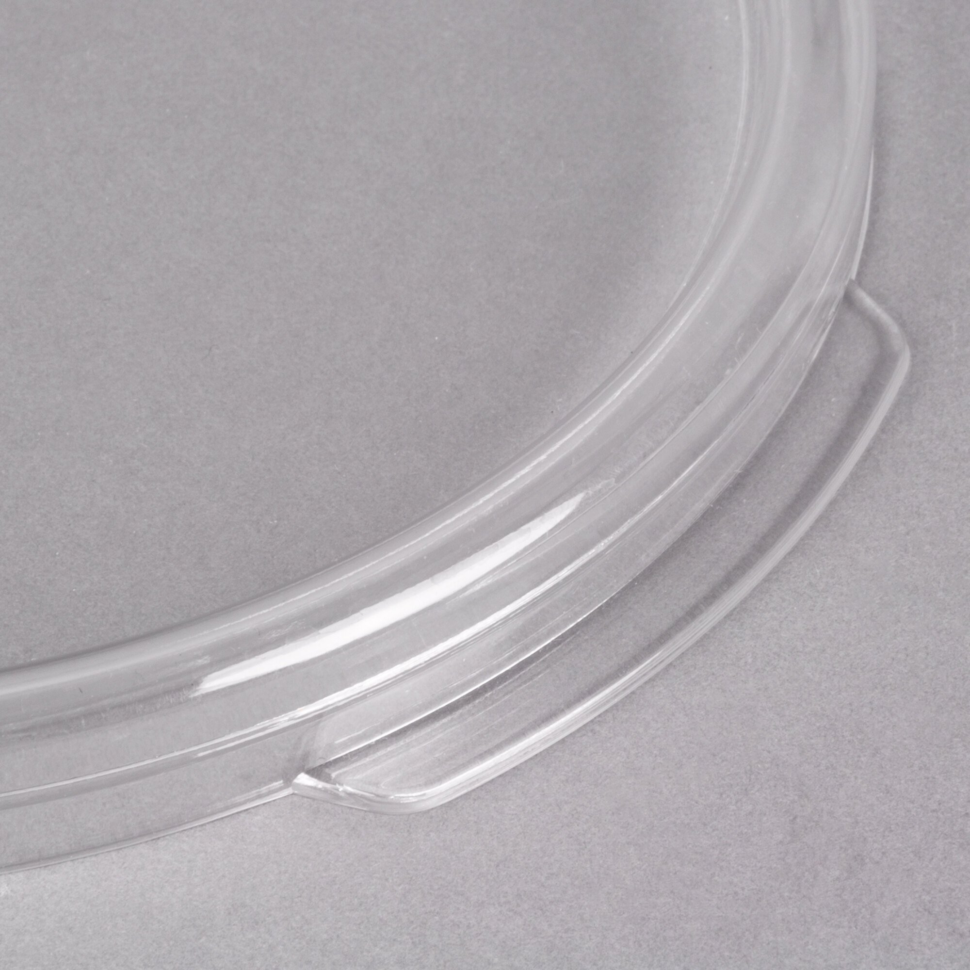 Choice 2 and 4 Qt. Clear Round Polycarbonate Food Storage Container Lid