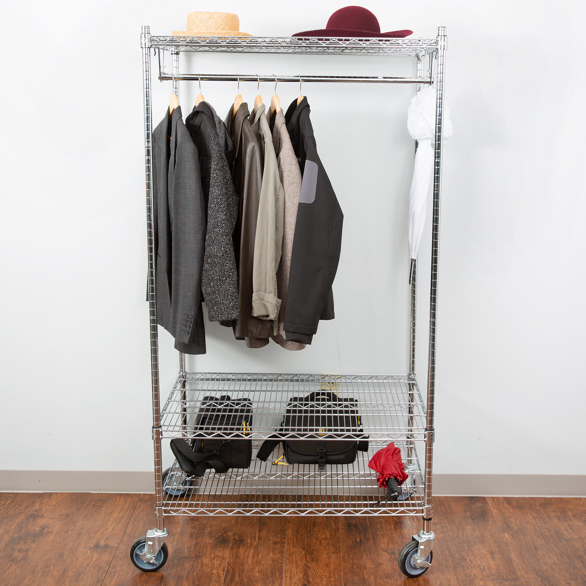 Regency 24" x 36" x 69" Chrome Mobile Garment Rack