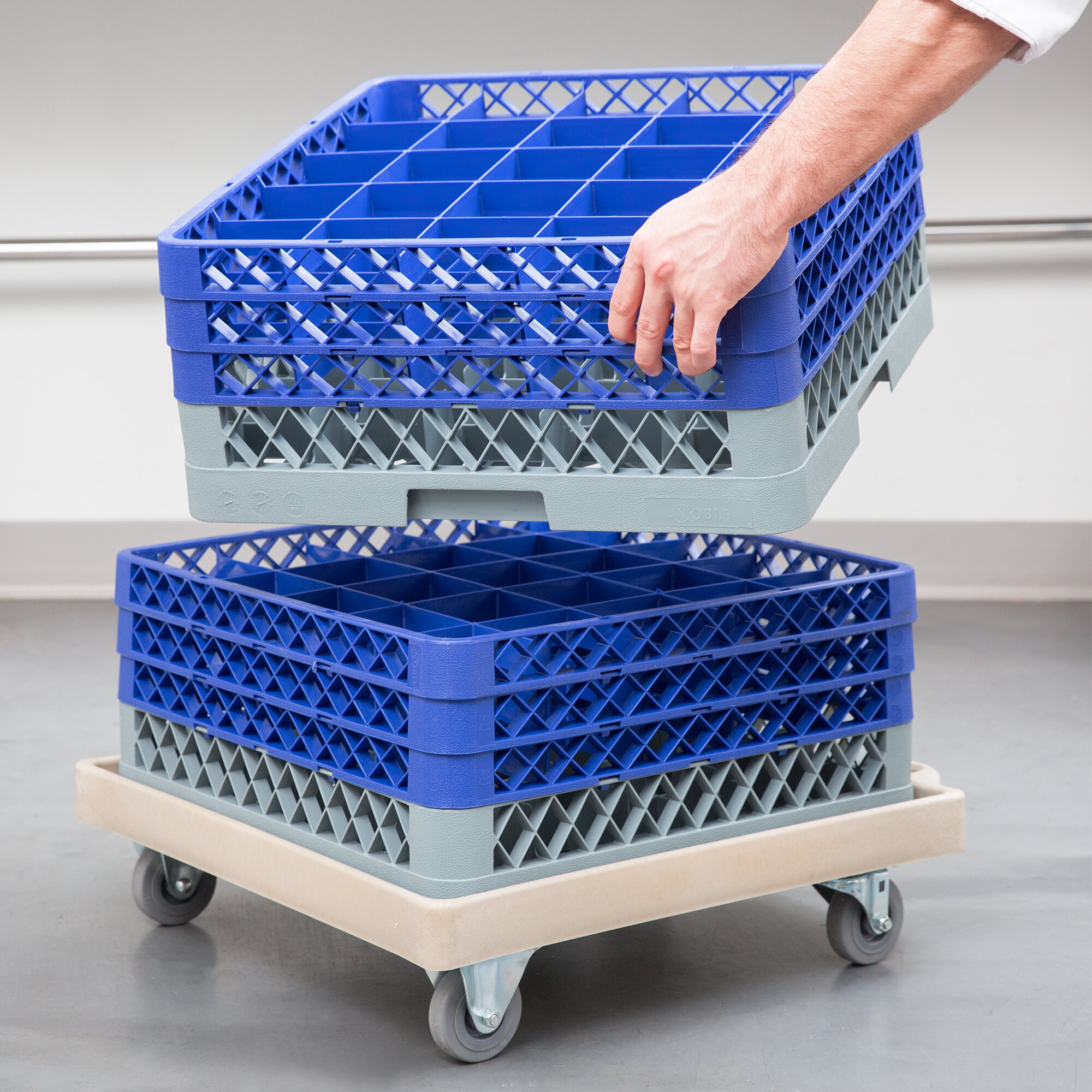 Vollrath 52292 Signature Tan Plastic Rack Dolly Base (No Handle) - 20 ...