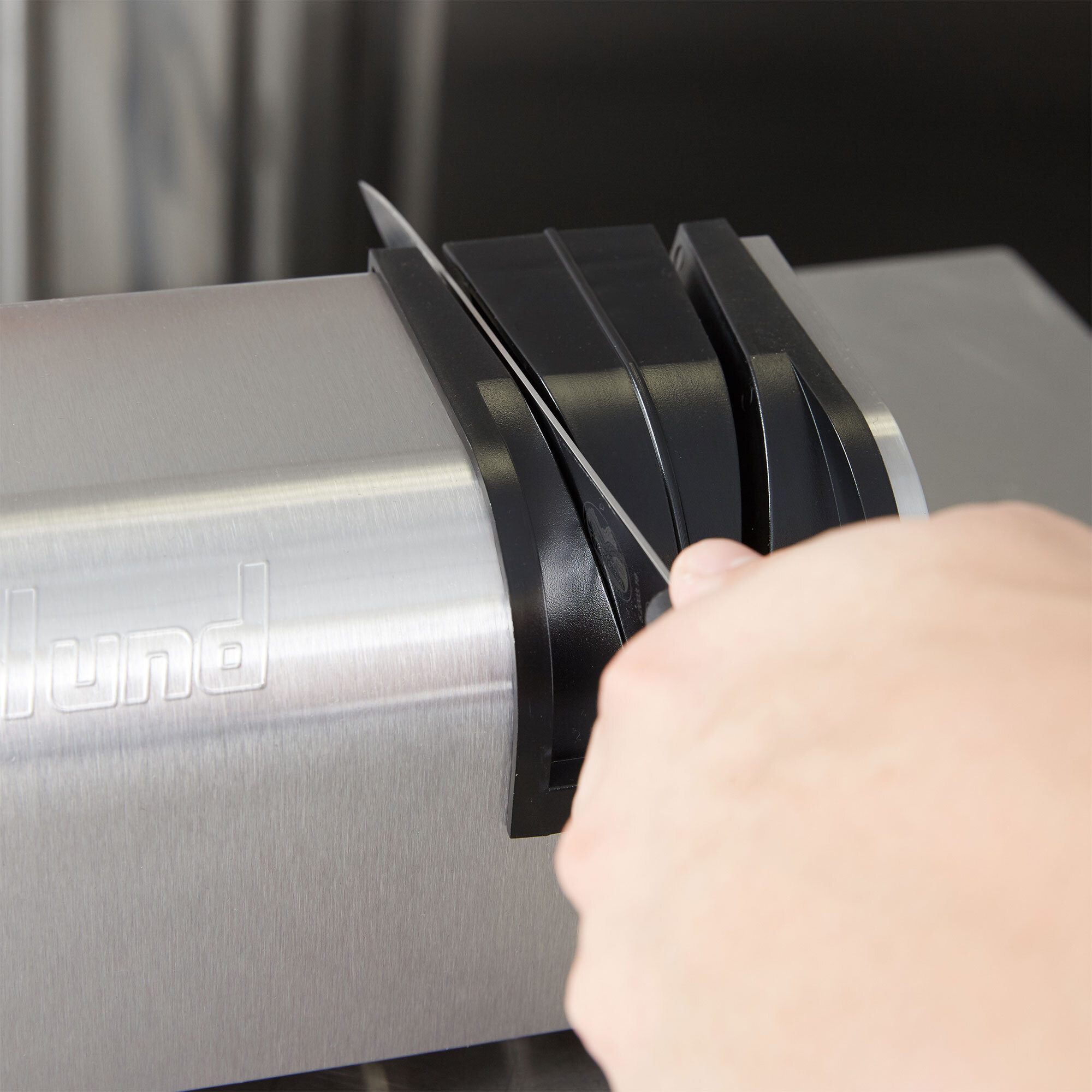 Edlund 395 Electric Knife Sharpener with Guides - 115V