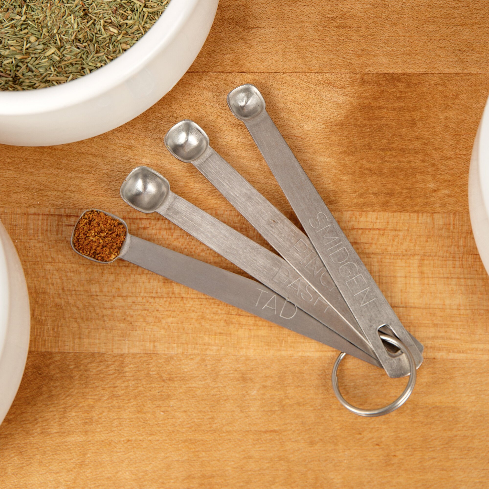 Tablecraft H723 4-Piece Stainless Steel Spice Measuring Spoon Set