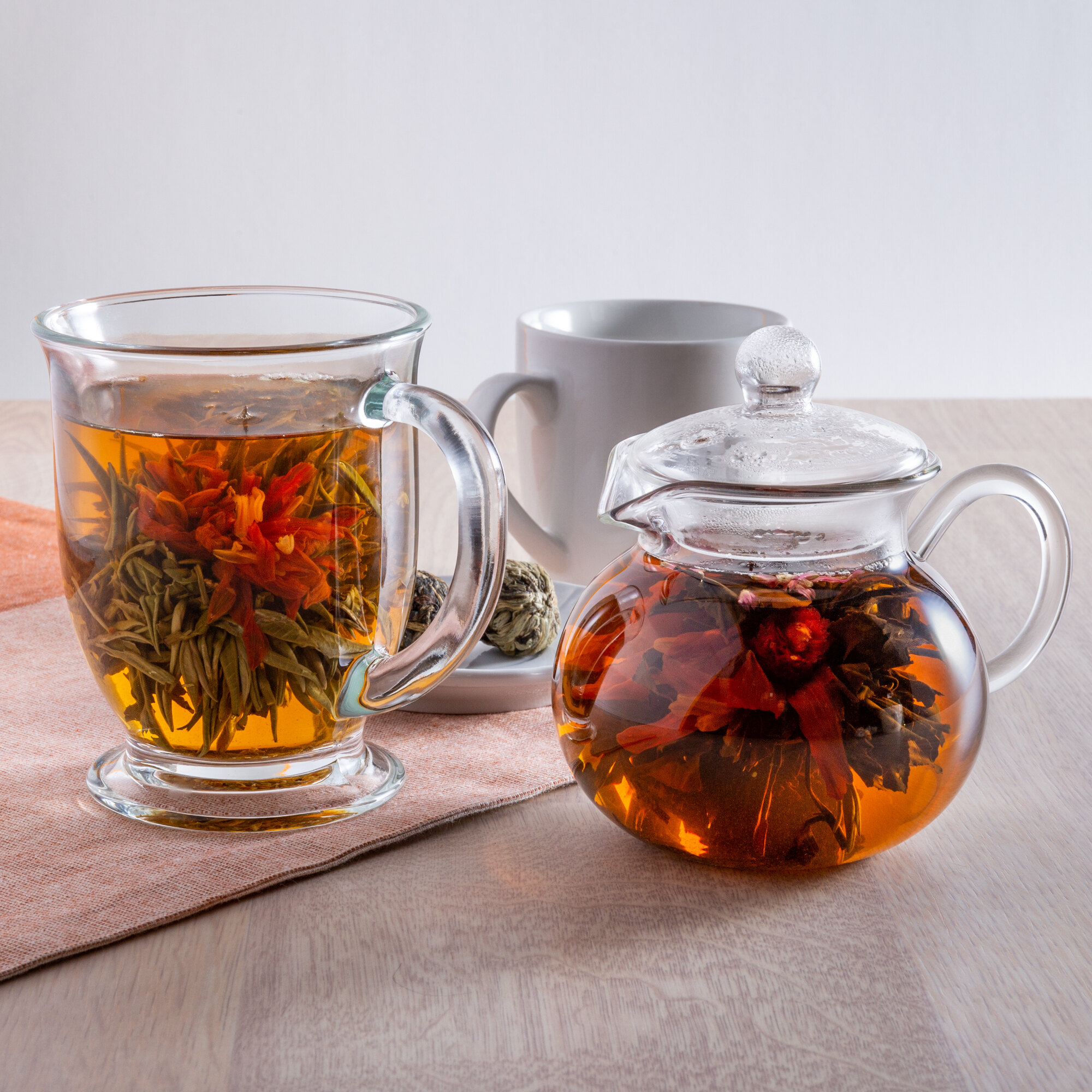 Numi Flowering Tea Set | Numi Petite Bouquet Flowering Tea 4 Piece Set