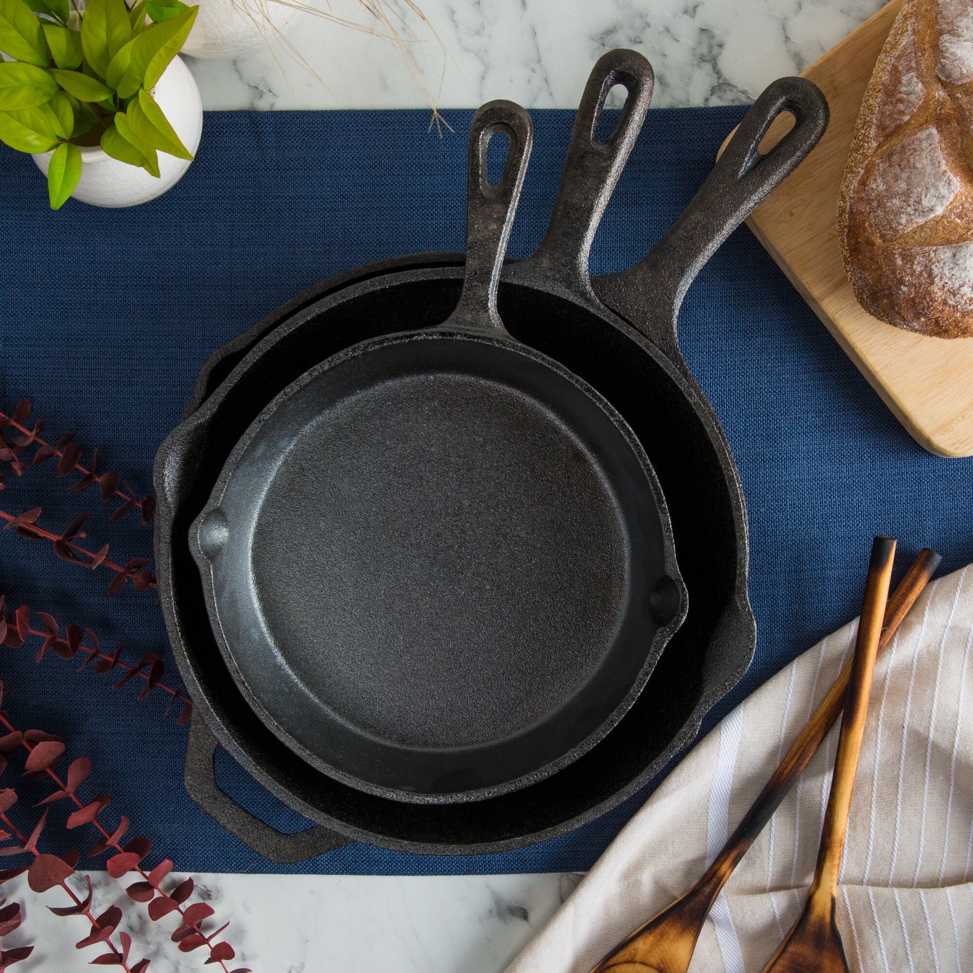 Valor 3-Piece Pre-Seasoned Cast Iron Skillet Set - Includes 8" and 10 1 ...