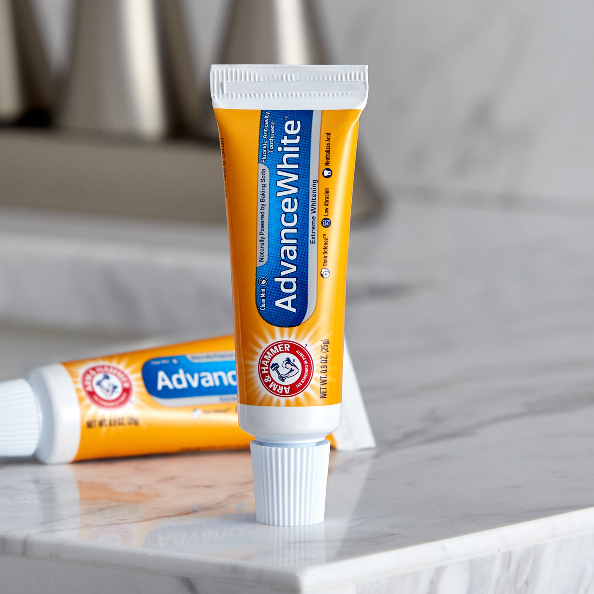 Arm & Hammer Advance White Extreme Whitening 0.9 oz. Toothpaste - 72/Case
