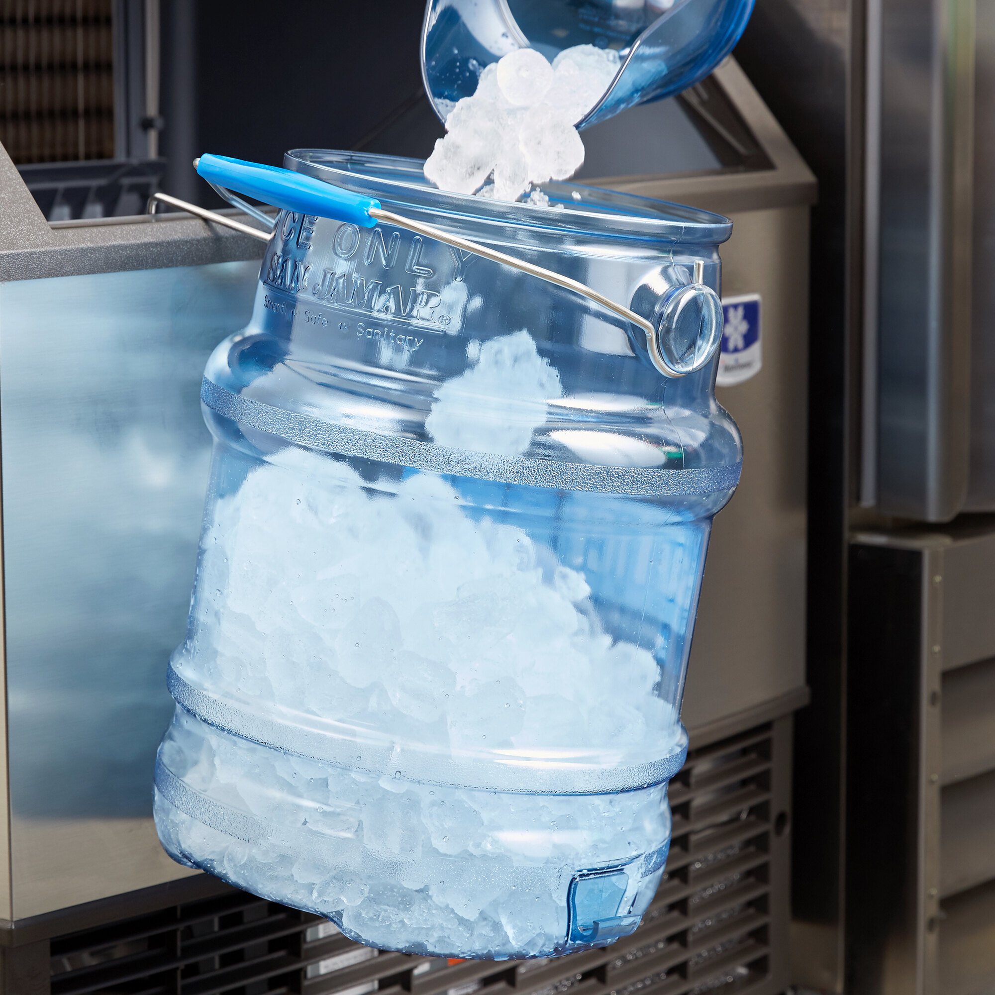 San Jamar SI6100 Shorty Saf-T-Ice 5 Gallon Ice Tote