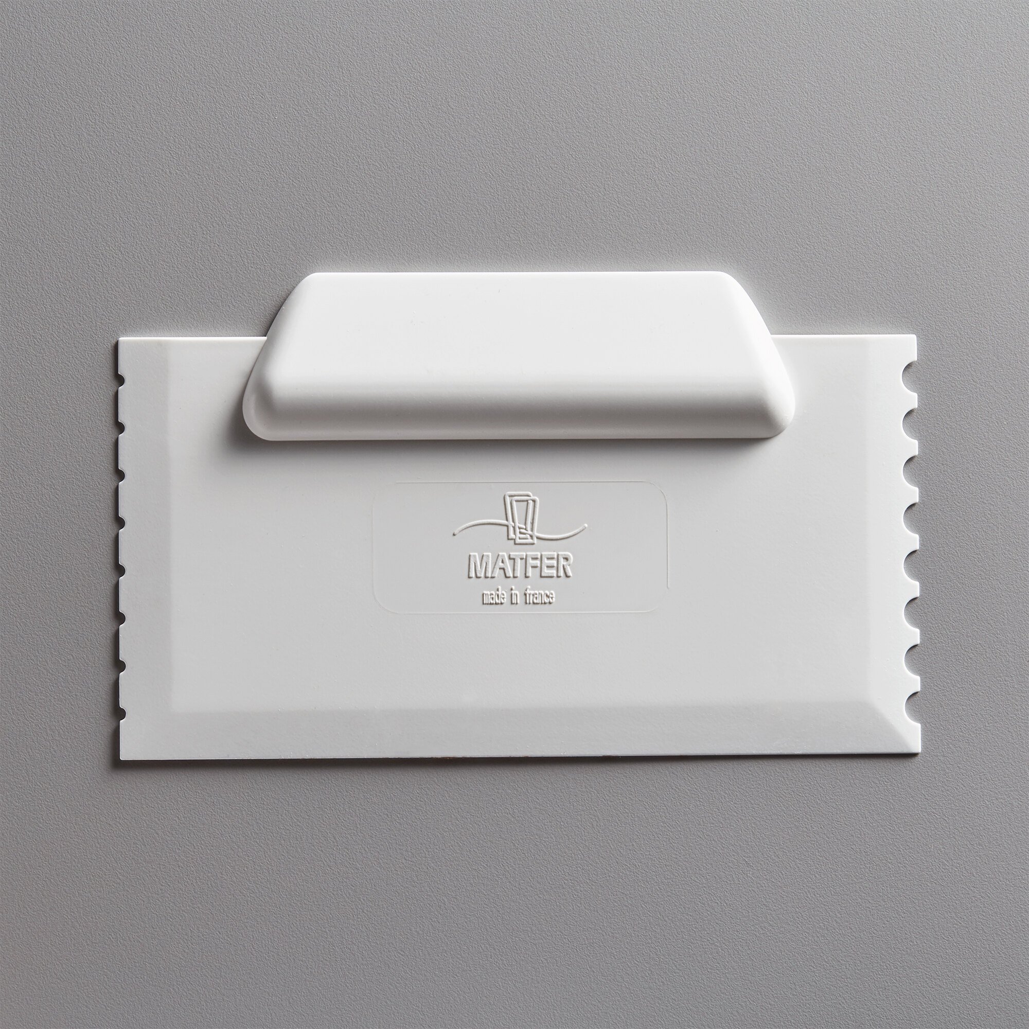 Matfer Bourgeat 421743 Chocolate Scraper & Decorating Comb w/ Handle