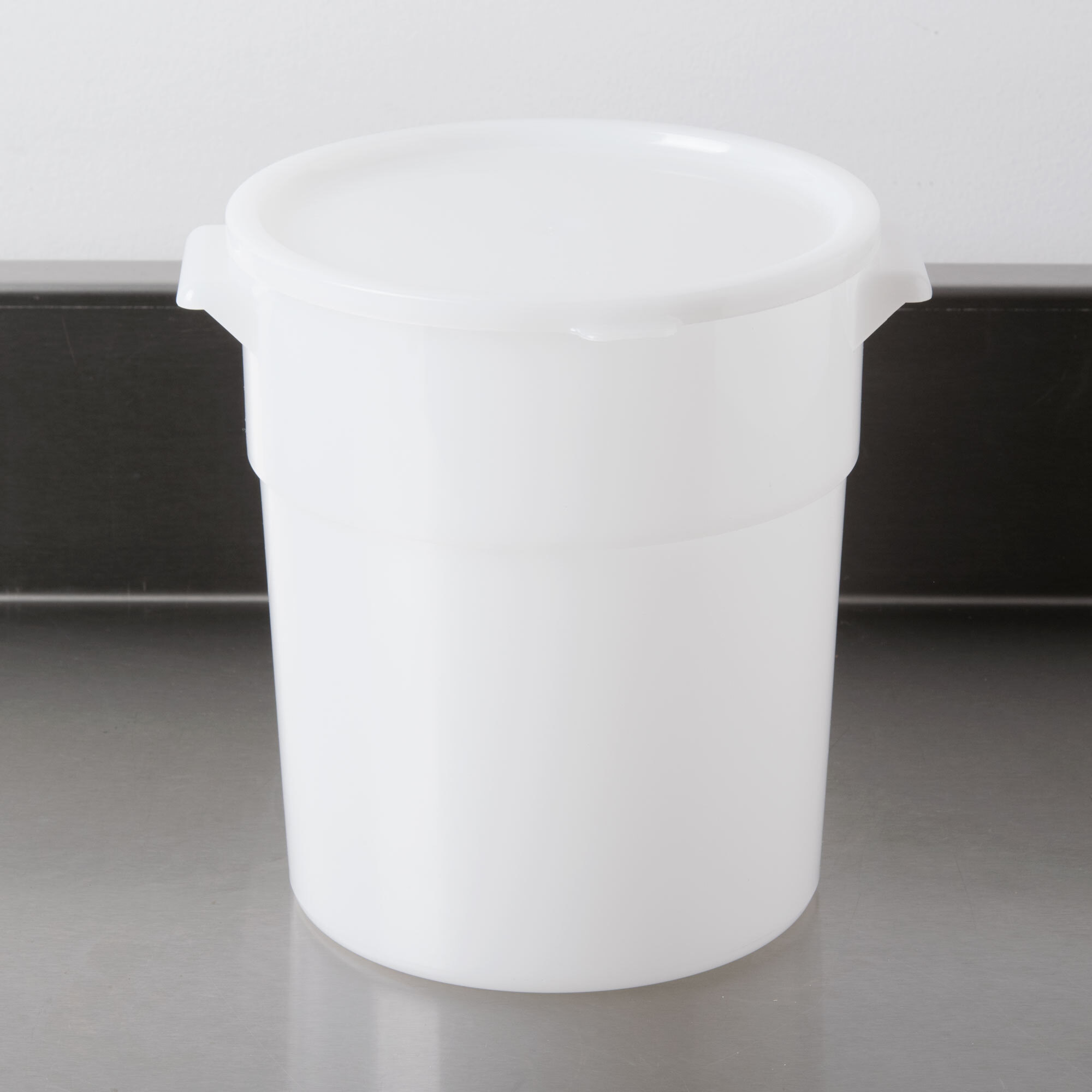 Carlisle 020302 Lid for 2 and 3.5 Qt. White Round Containers