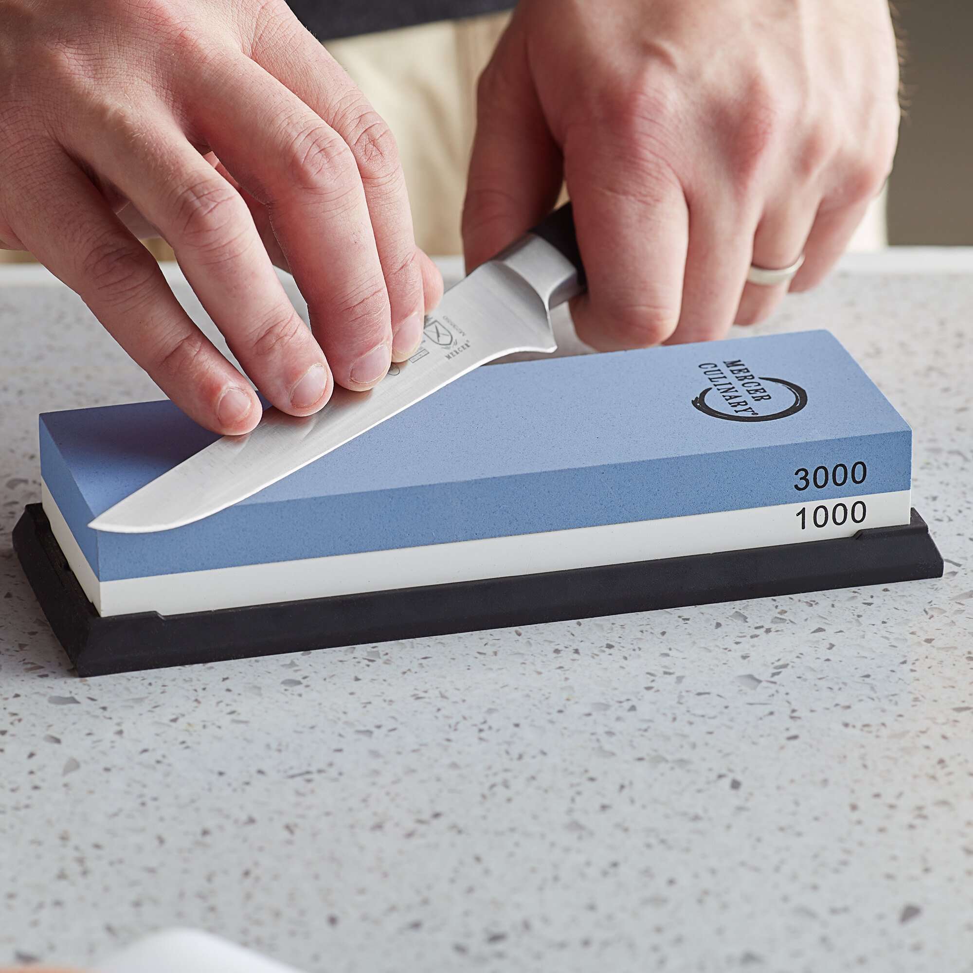 Mercer Culinary M15952 Combination Sharpening Stone - 1000 / 3000 Grit