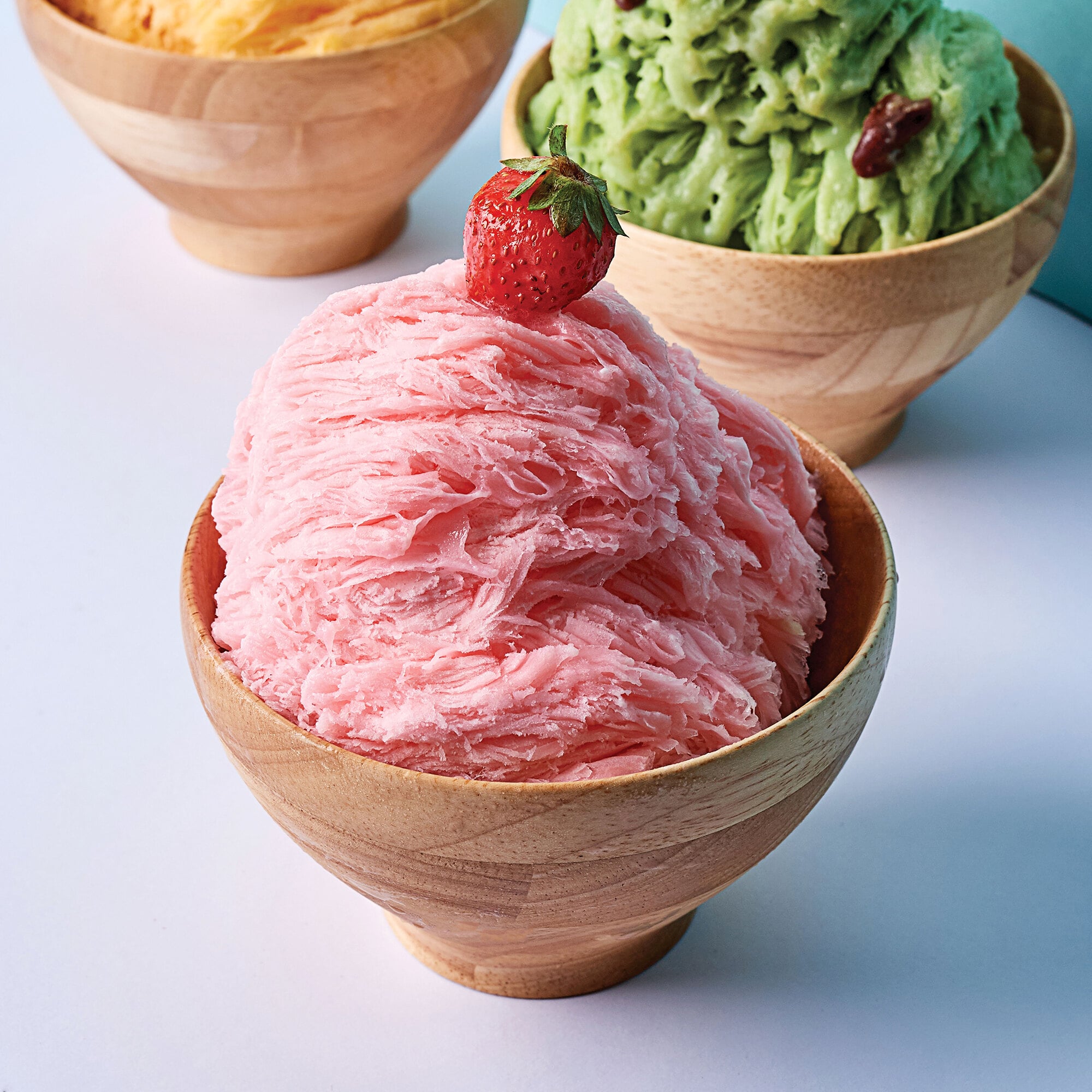 Bossen 2.2 lb. Strawberry Snow Ice Powder Mix