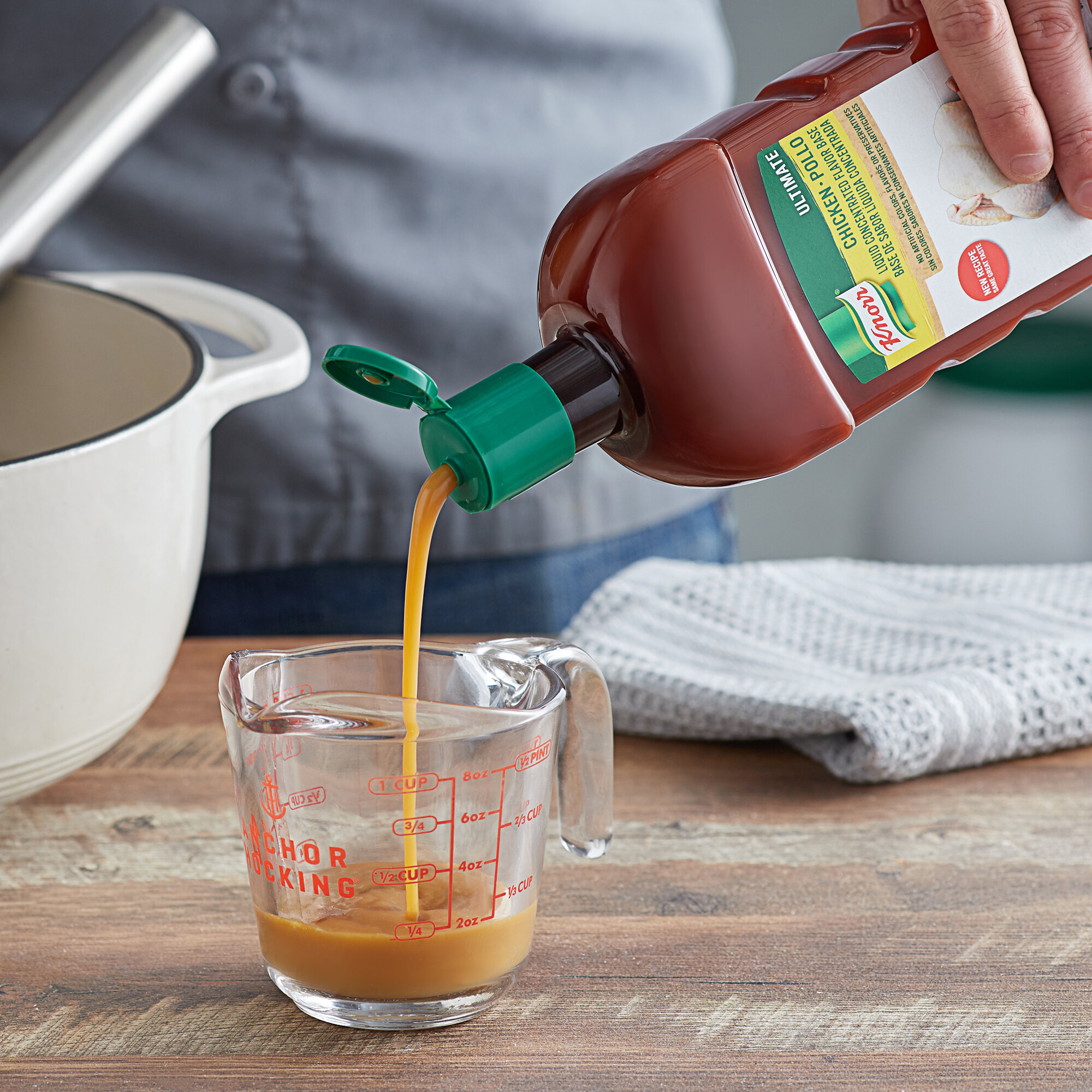 Knorr 32 oz. Ultimate Liquid Concentrated Chicken Base