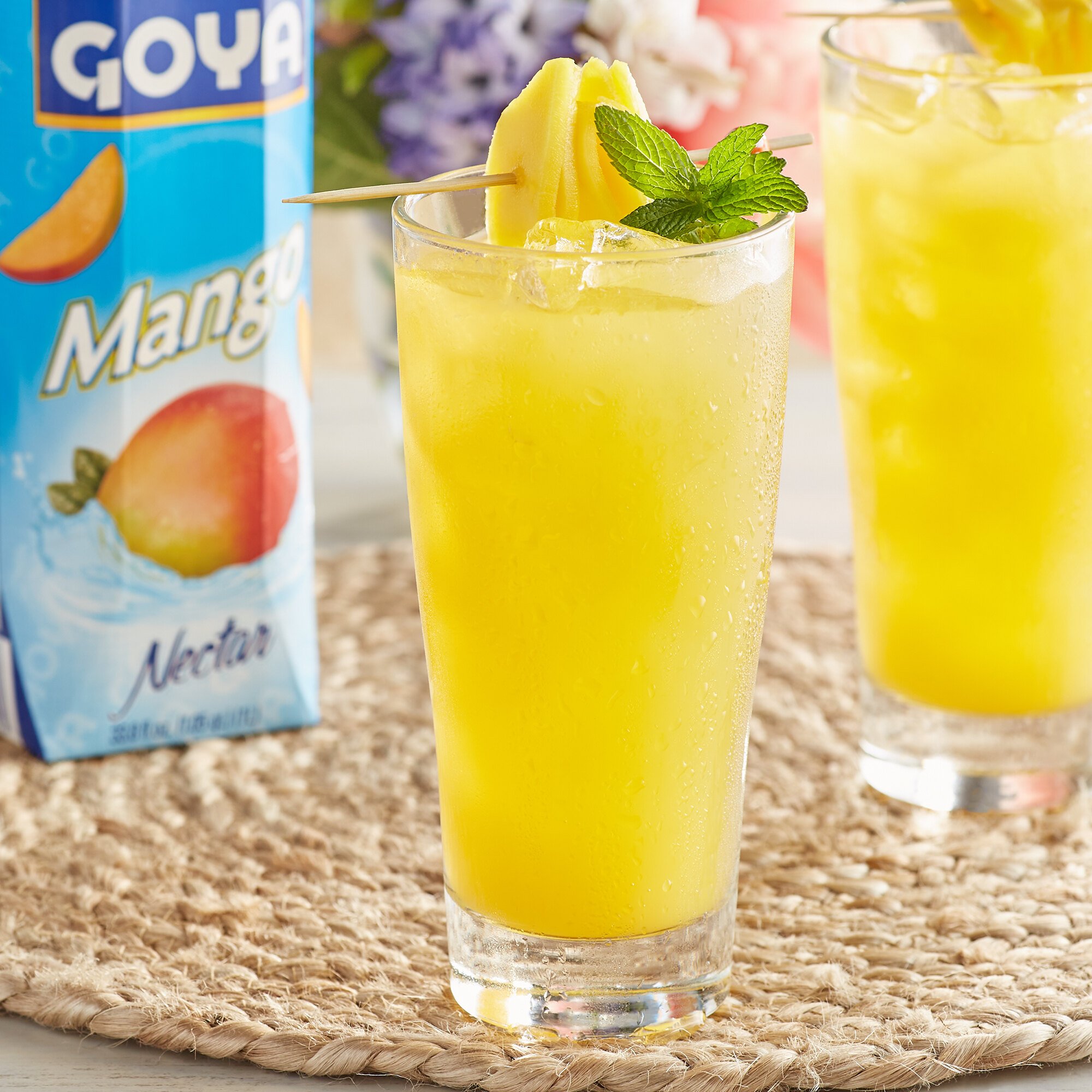 Goya Mango Nectar (33.8 fl. oz.) - 12/Case
