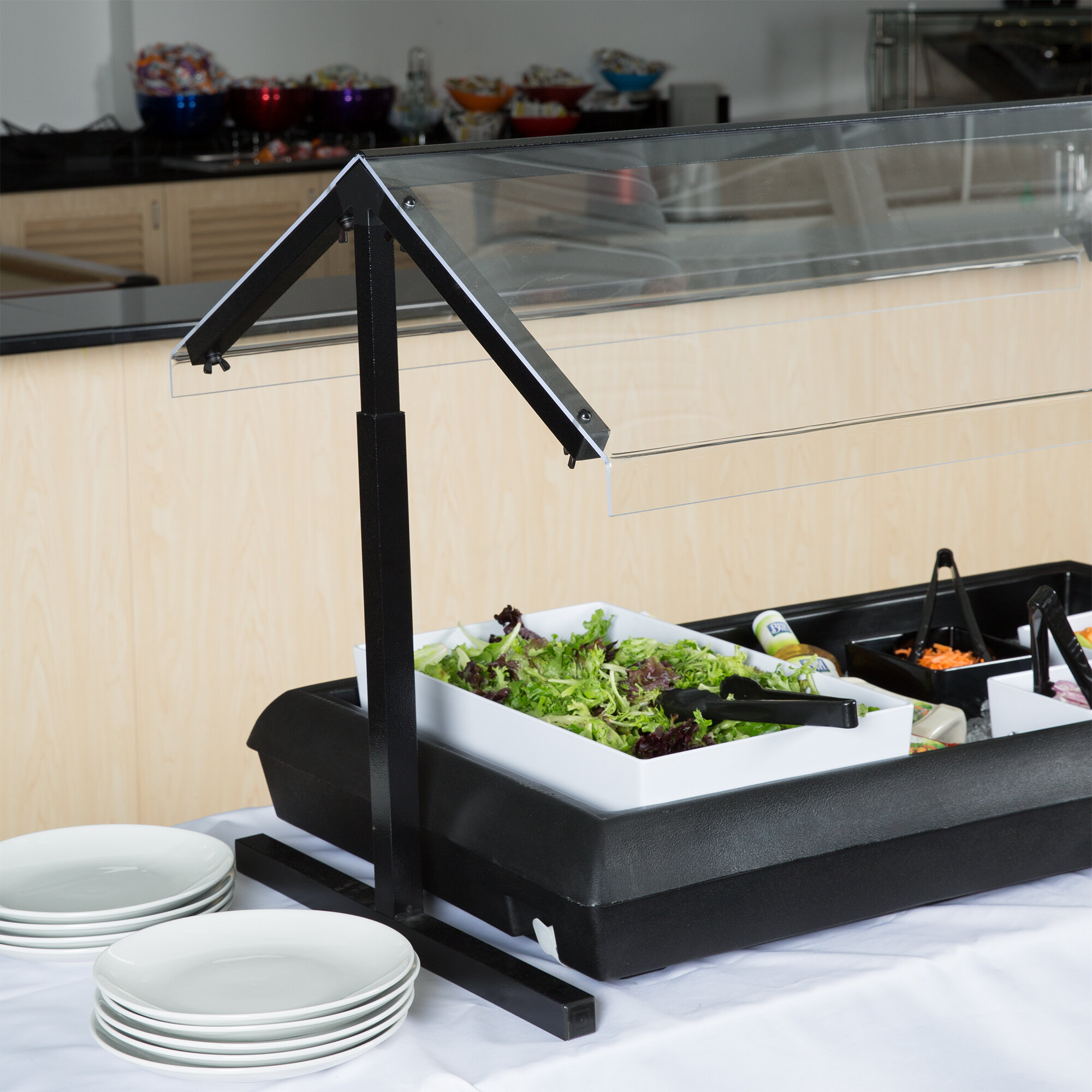 Carlisle 972003 48" x 29 1/8" Black Adjustable Double Sneeze Guard for ...