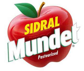 Sidral Mundet Apple Soda 12 fl. oz - 24/Case