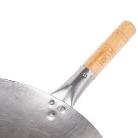 How to Season a Wok | Cleaning a Wok