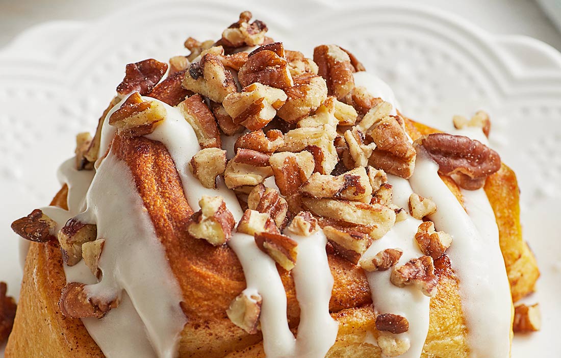 Baking Toppings & Mix In's: For Cakes, Desserts, & More